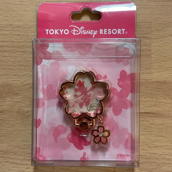 Disney | Accessories | Sakura Minnie Mouse Phone Ring Stand New | Poshmark